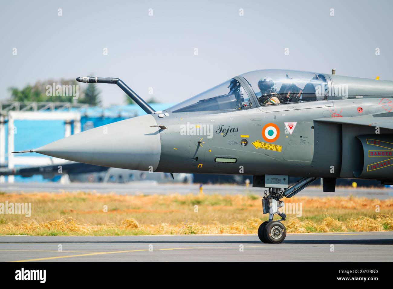 Tejas mk1a takeoff hi-res stock photography and images - Alamy