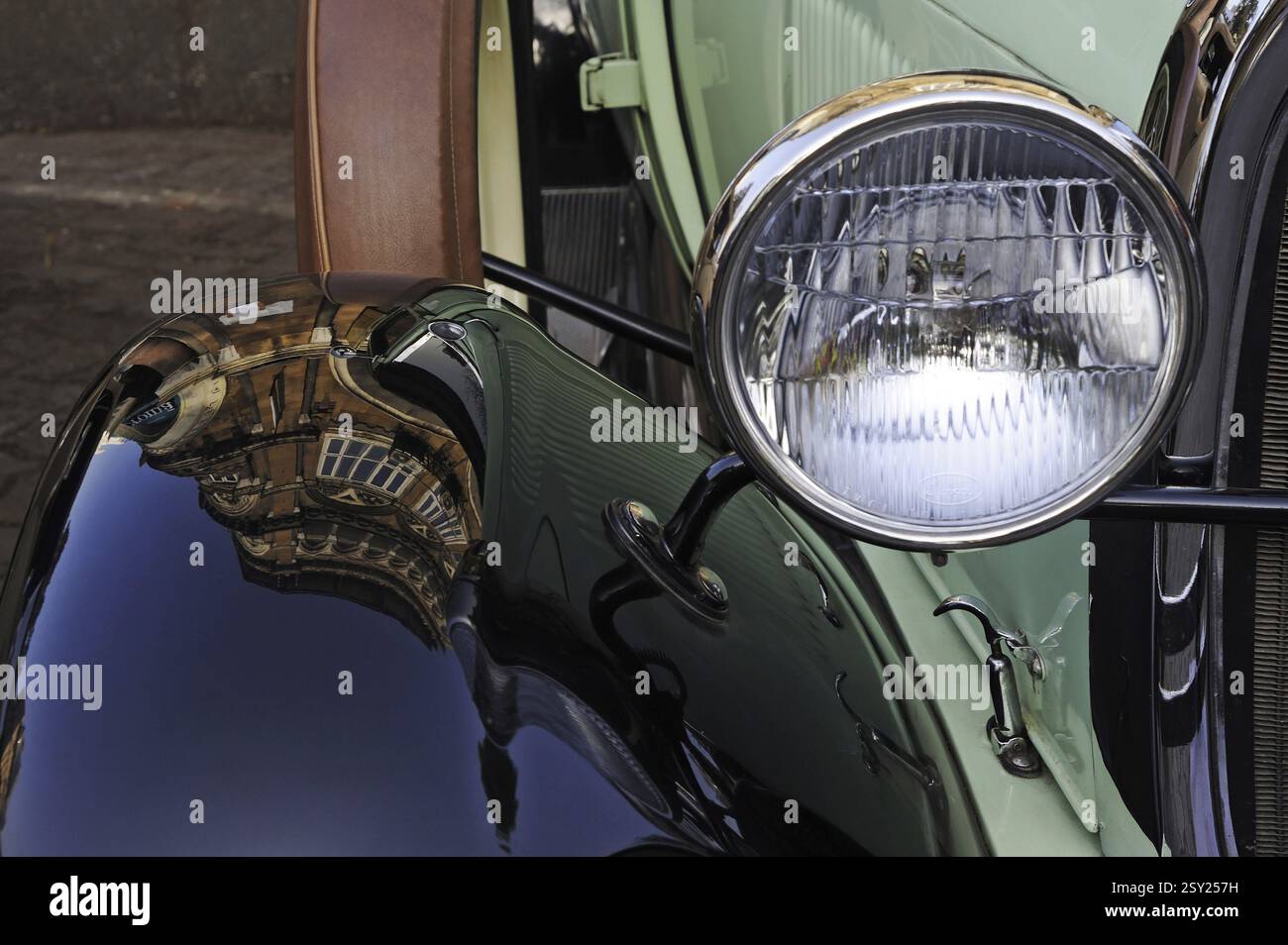 One classic vintage ford hi-res stock photography and images - Alamy