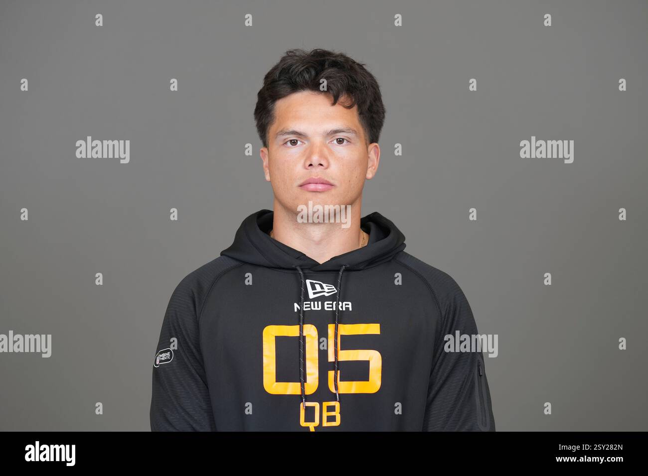 Oregon quarterback Dillon Gabriel (QB05) poses for a portrait at the ...