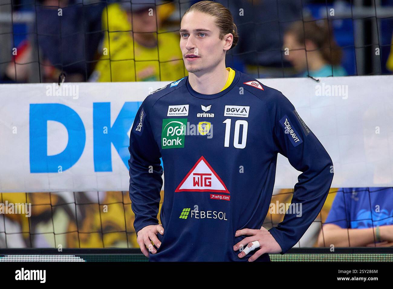 Mannheim, Deutschland. 26th Feb, 2025. Juri Knorr (Rhein-Neckar Loewen ...