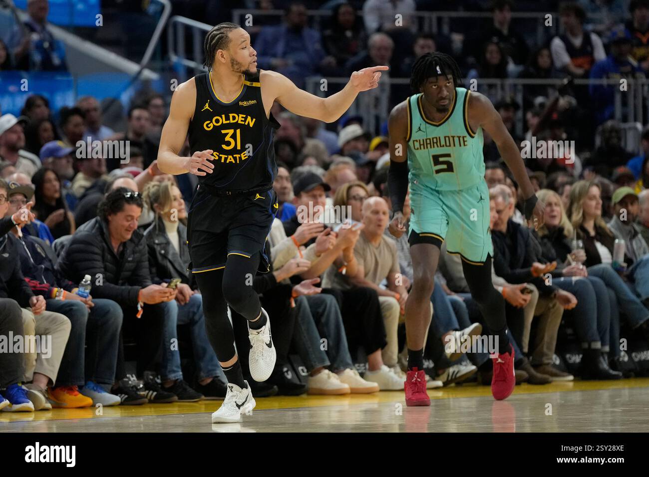 Golden State Warriors forward Kevin Knox II (31) during an NBA ...