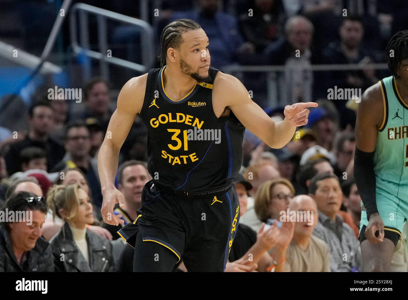 Golden State Warriors forward Kevin Knox II (31) during an NBA ...