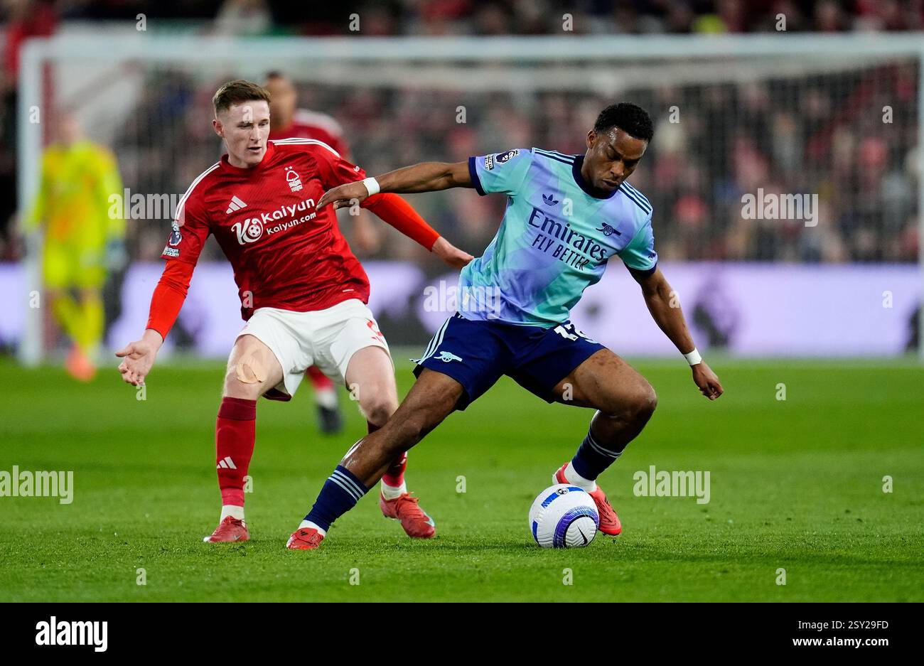 Arsenal's Jurrien Timber and Nottingham Forest's Elliot Anderson (left ...