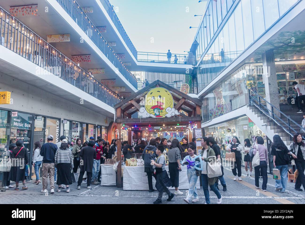 Seoul, South Korea - October 26, 2024: Modern daily life in Seoul ...