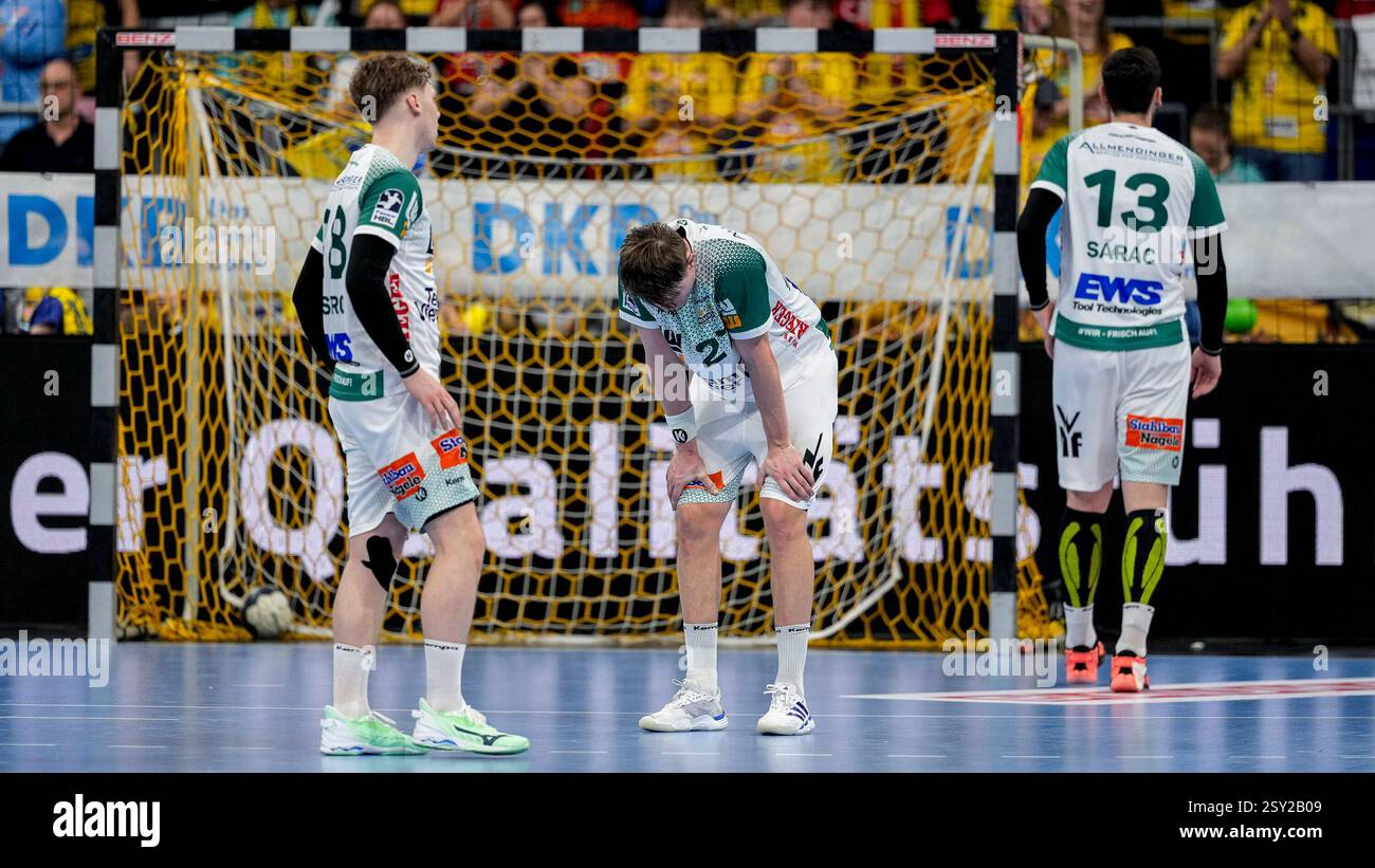 Mannheim, Deutschland. 26th Feb, 2025. v.li.: Franko Lastro (Göppingen ...