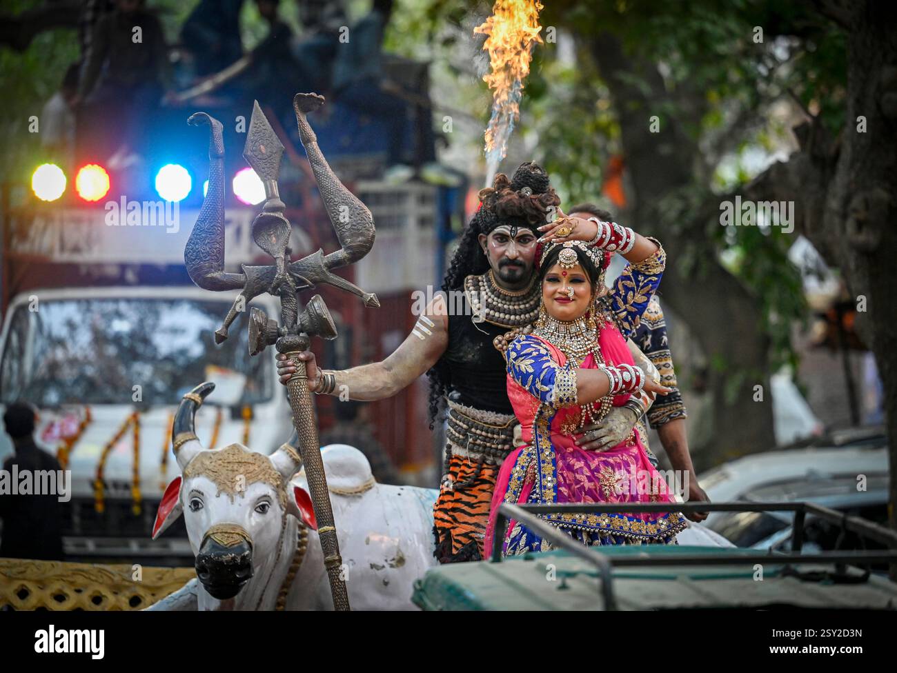 NEW DELHI, INDIA - FEBRUARY 26: Artists dressed as Lord Shiv performs ...