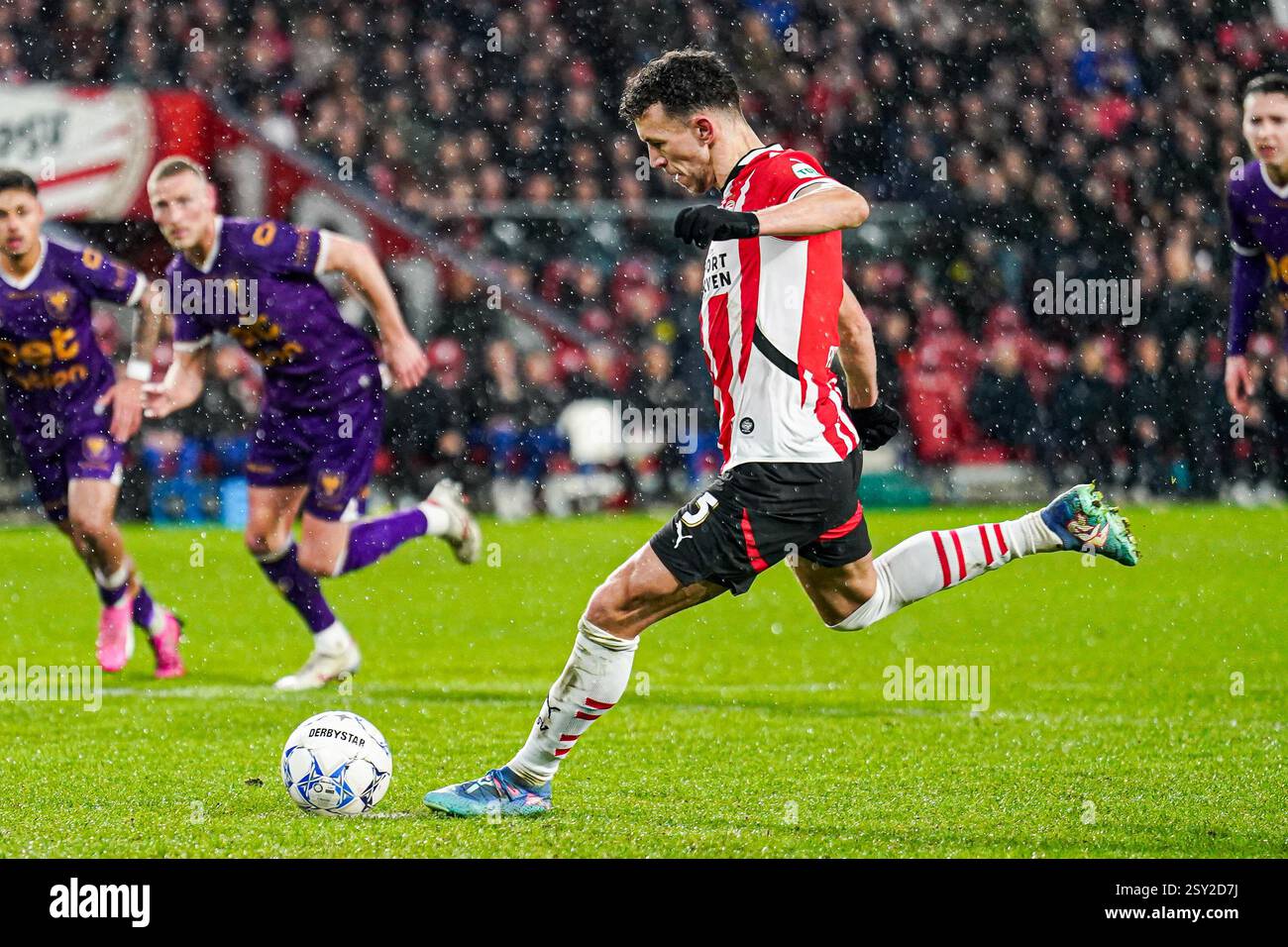 Eindhoven, Netherlands. 26th Feb, 2025. EINDHOVEN, NETHERLANDS ...