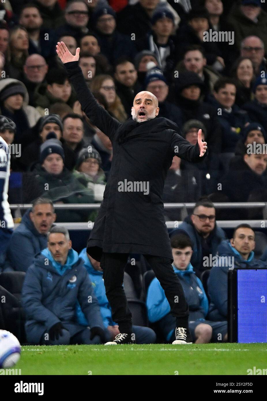 London, UK. 26th Feb, 2025. Pep Guardiola Manager of Manchester City ...