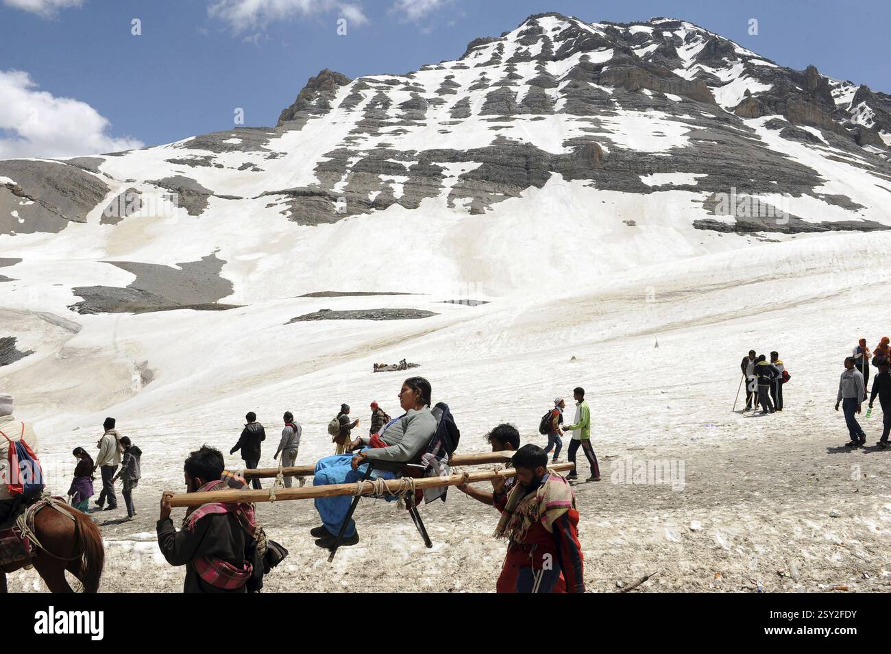 Pilgrim mahagunas pass to ganesh top, amarnath yatra, Jammu Kashmir ...