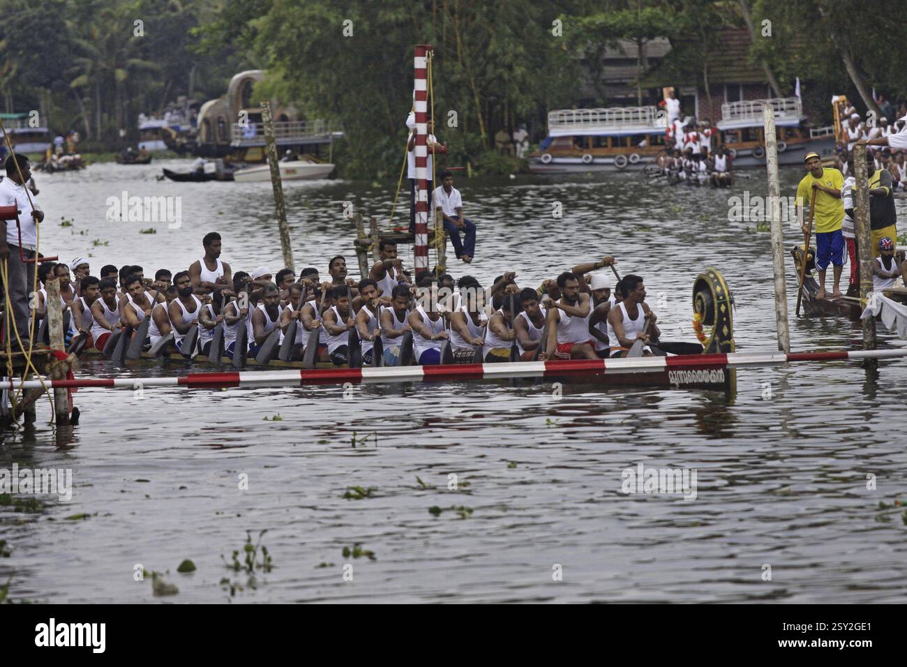Snake boats Racing in Punnamada Lake at Alleppey Kerala India Stock ...