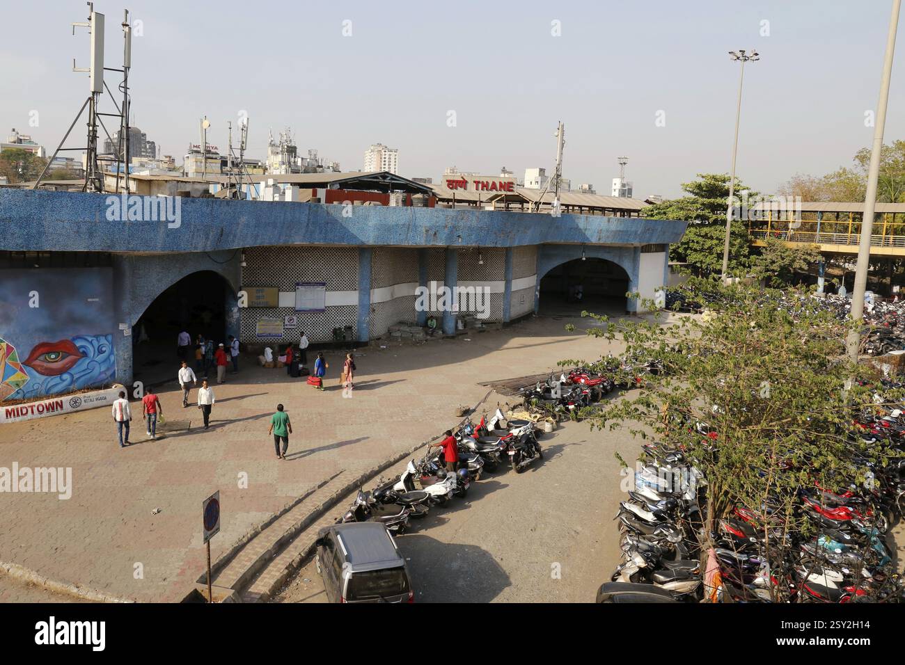Thane railway station, mumbai, maharashtra, India, Asia Stock Photo - Alamy