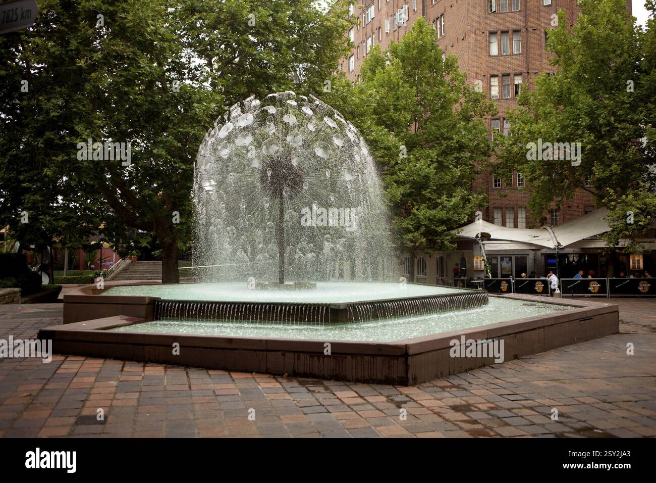 Kings cross fountain, sydney, australia Stock Photo - Alamy