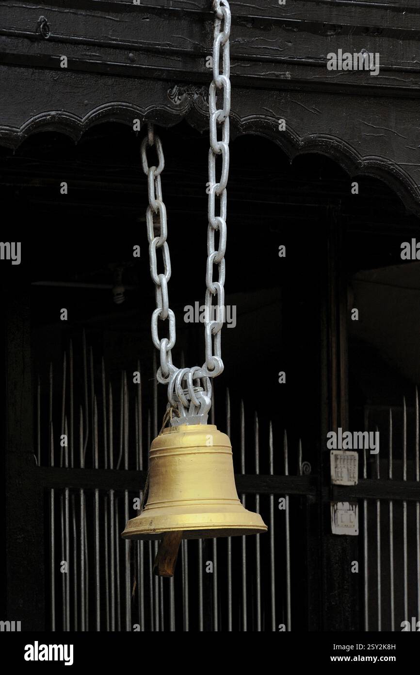 Bell sant eknath temple paithan, aurangabad, maharashtra, india, asia ...