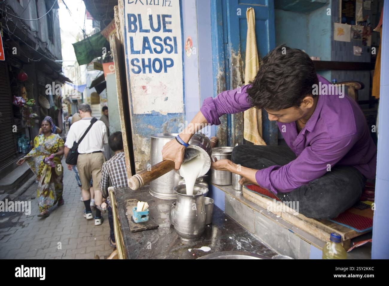 Lassi shop, varanasi, uttar pradesh, india, asia Stock Photo - Alamy
