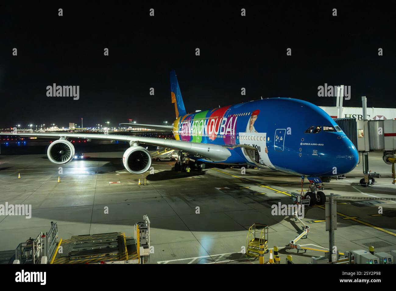 Emirates Airbus A380-861 – A6-EEU (Destination Dubai Livery) at London ...