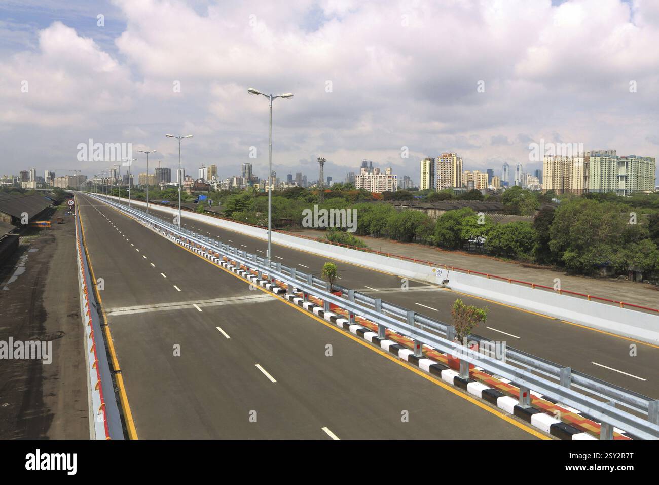 Eastern freeway flyover, mumbai, maharashtra, india, asia Stock Photo ...