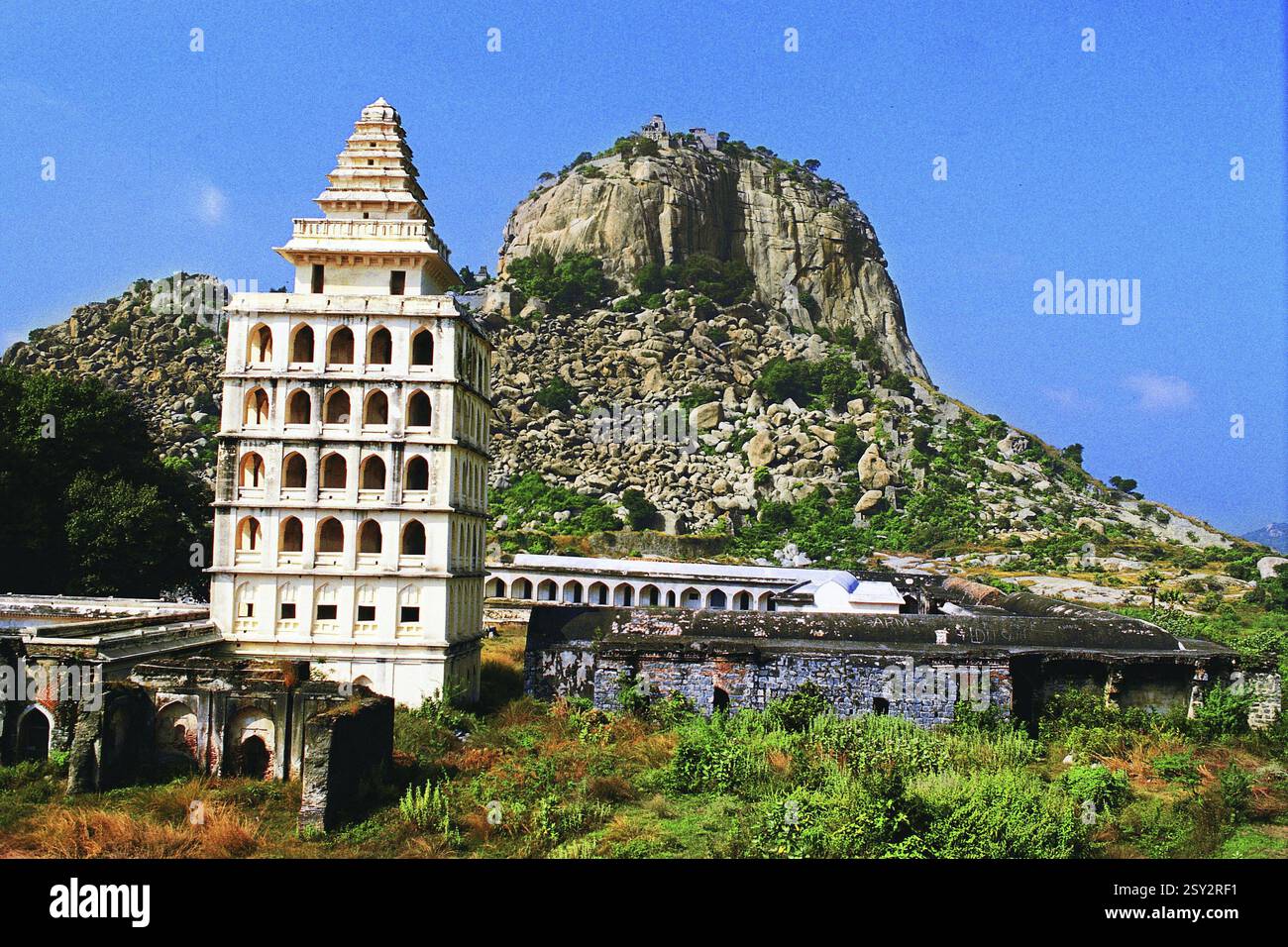 Gingee fort, tiruvannamalai, tamilnadu, india, asia Stock Photo - Alamy