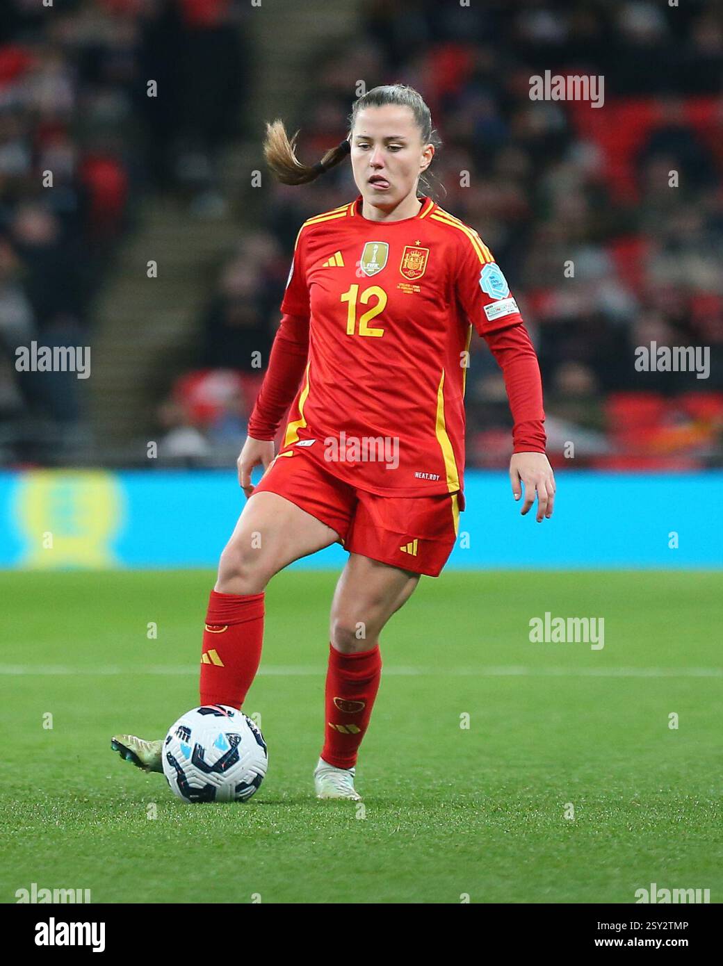 North London, United Kingdom. 26 February, 2025. Claudia Pina of Spain ...