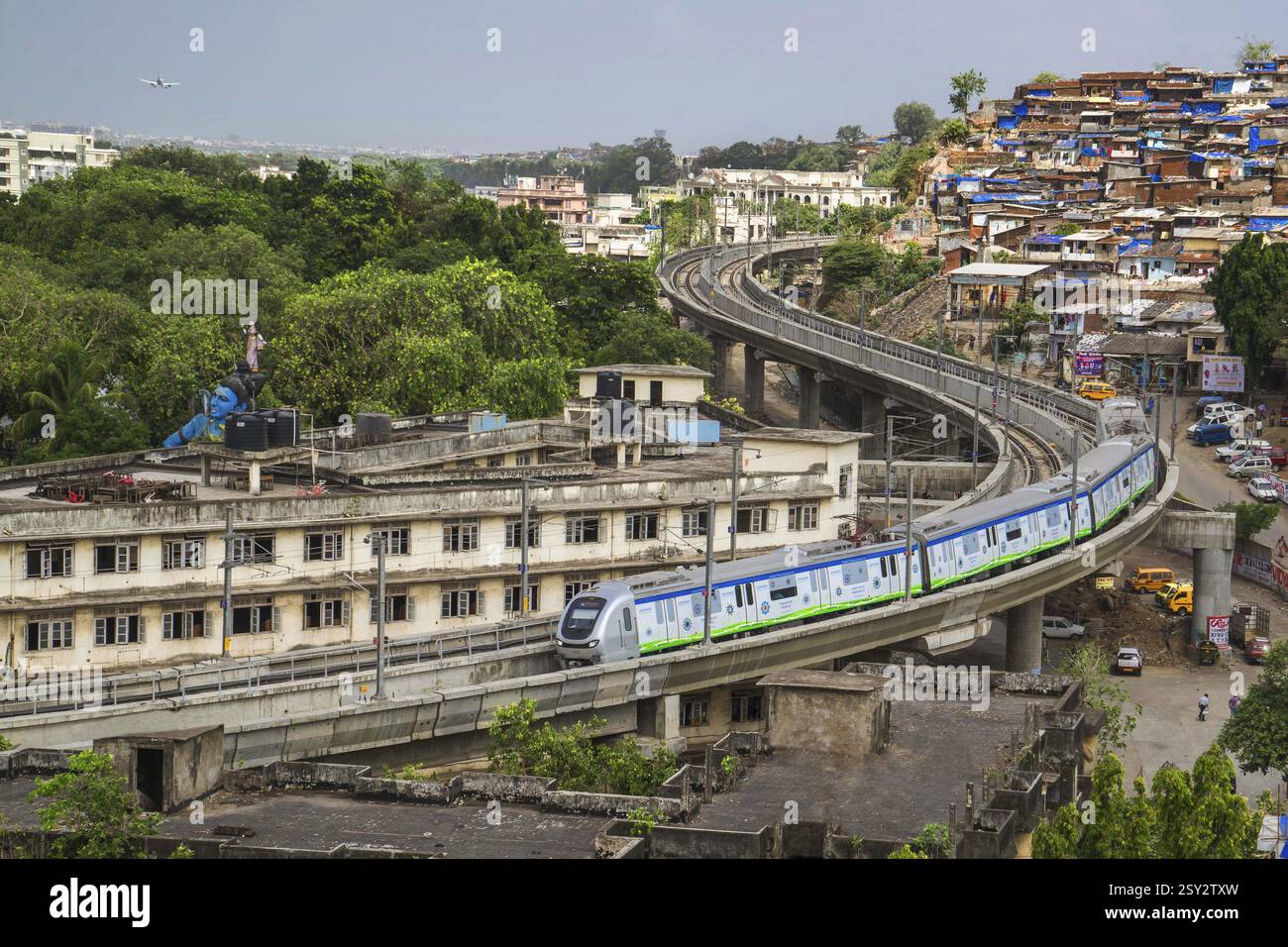 Mumbai metro ghatkopar to versova, mumbai, maharashtra, india, asia ...