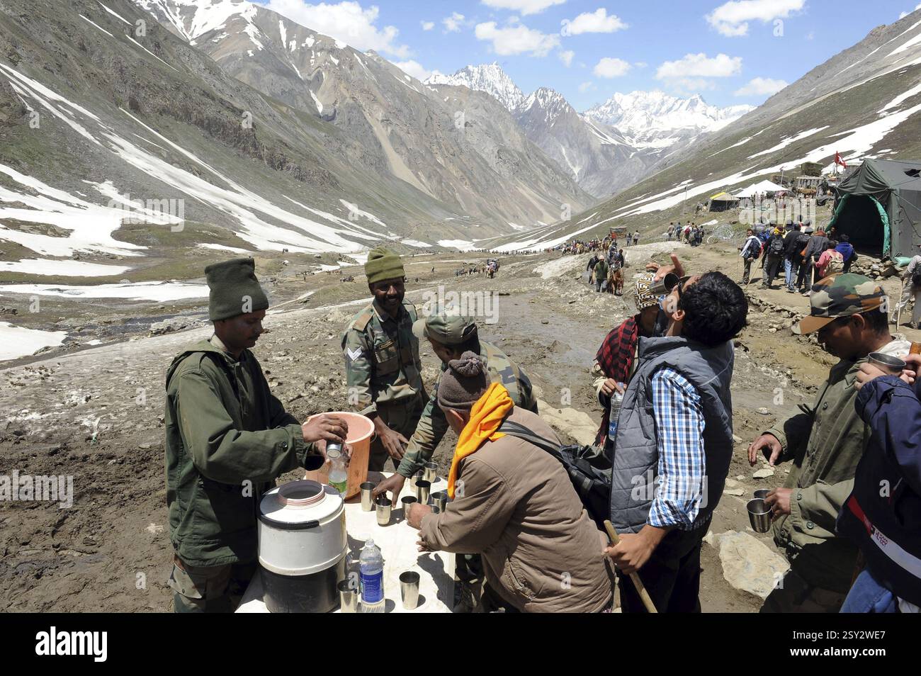 Pilgrim pabibal to panchtarni, amarnath yatra, Jammu Kashmir, India ...