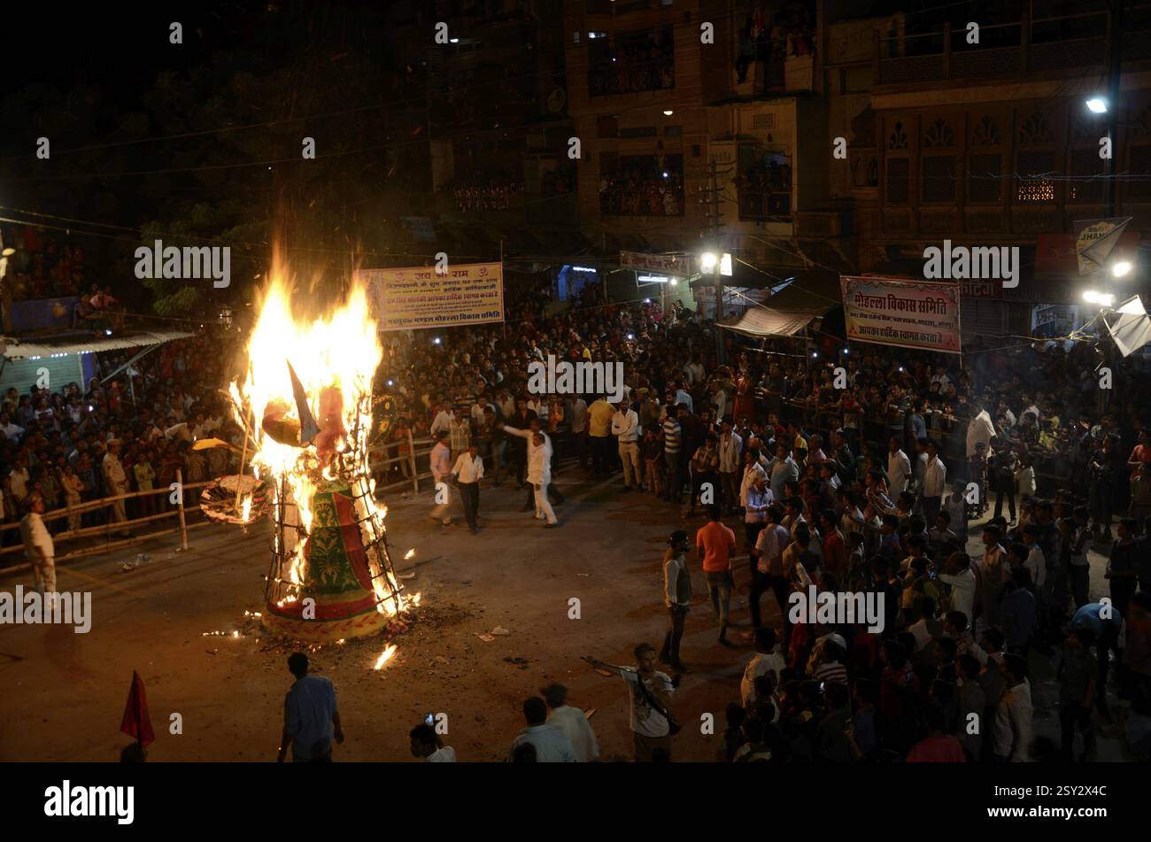 Burning ravana effigy Dussehra festival, jodhpur, rajasthan, India ...