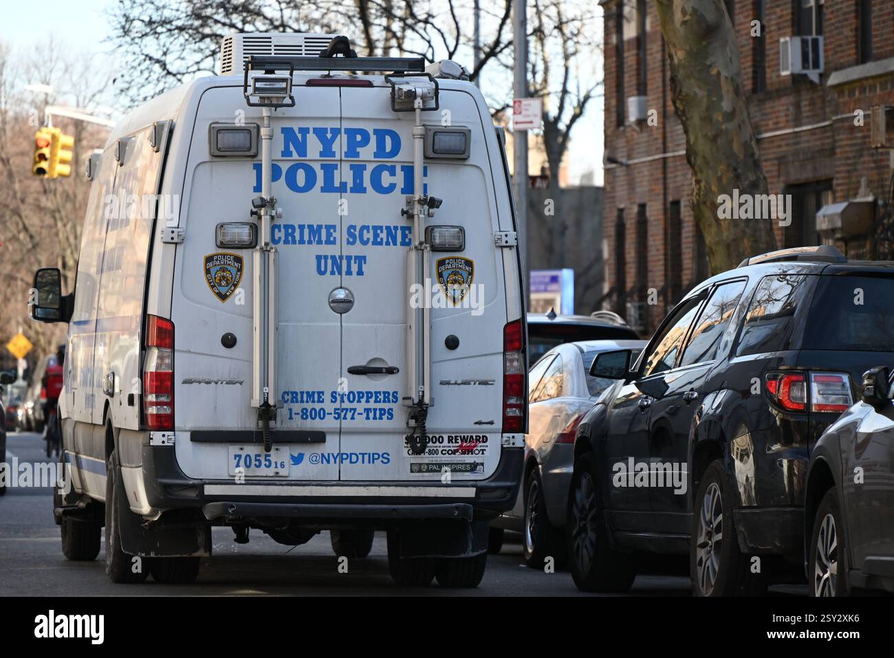 Crown Heights, Brooklyn, Newyork, Deer. 26th Feb, 2025. (new) nypd ...