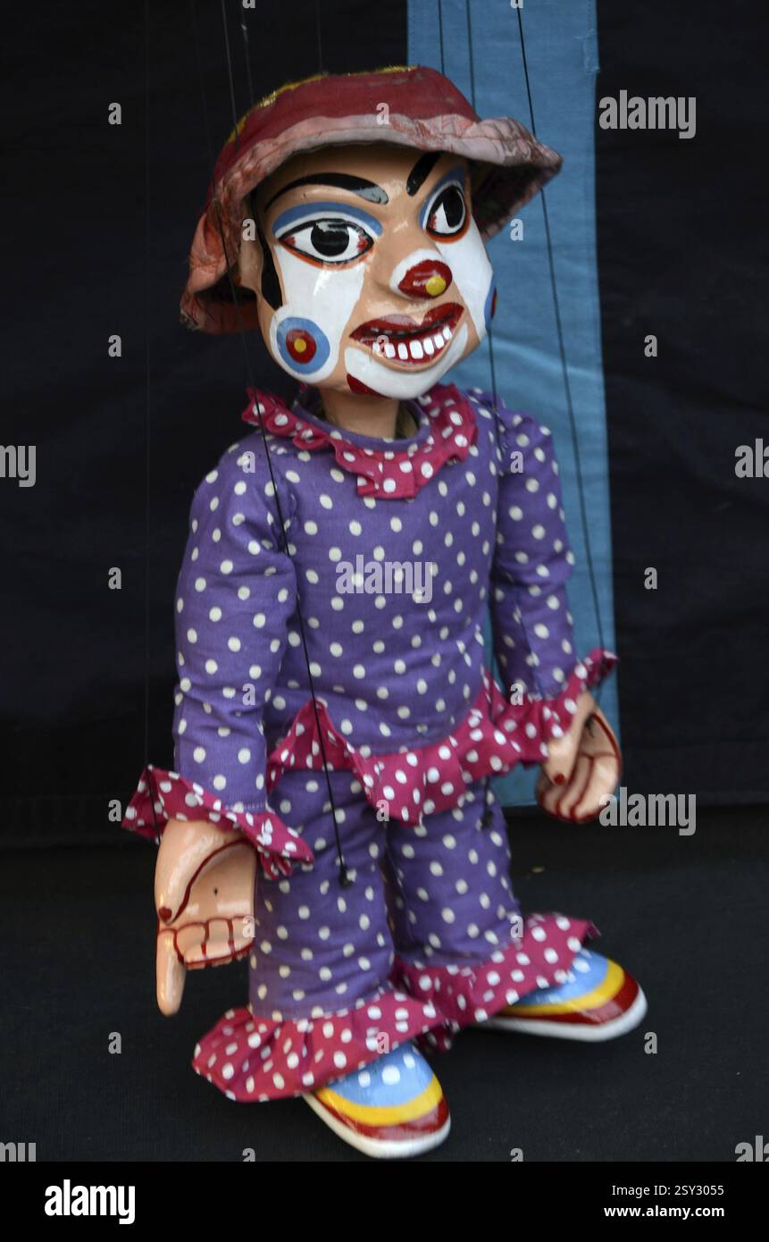 Puppet joker in puppet show at Jodhpur Rajasthan India Stock Photo - Alamy