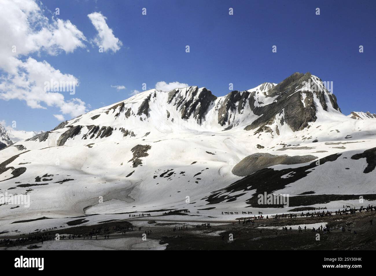 Pilgrim mahagunas pass to ganesh top, amarnath yatra, Jammu Kashmir ...