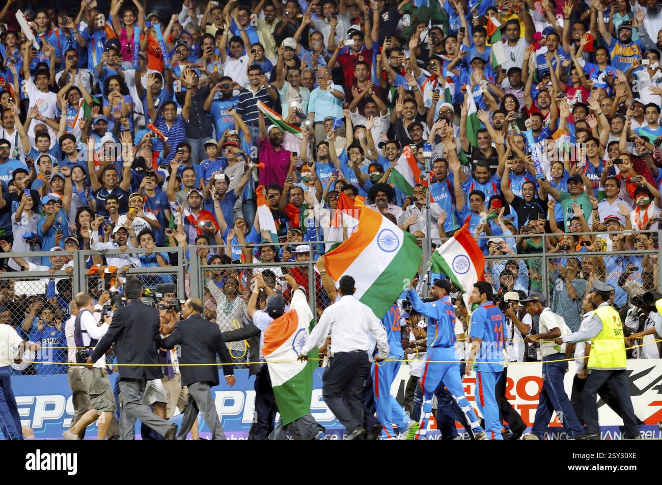 Batsman Sachin Tendulkar teammates Sri Lanka ICC Cricket World Cup 2011 ...