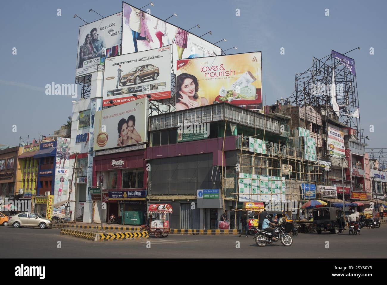 Janpath road Rajmahal Flyover, Bhubaneswar, Orissa, Asia, India, Asia ...