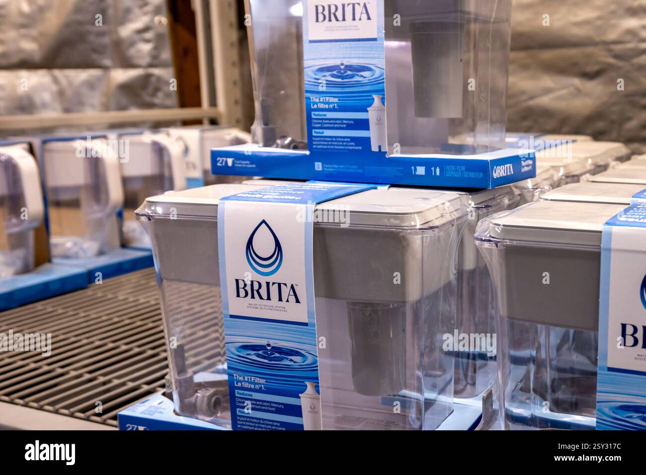 Brita filters hi-res stock photography and images - Alamy