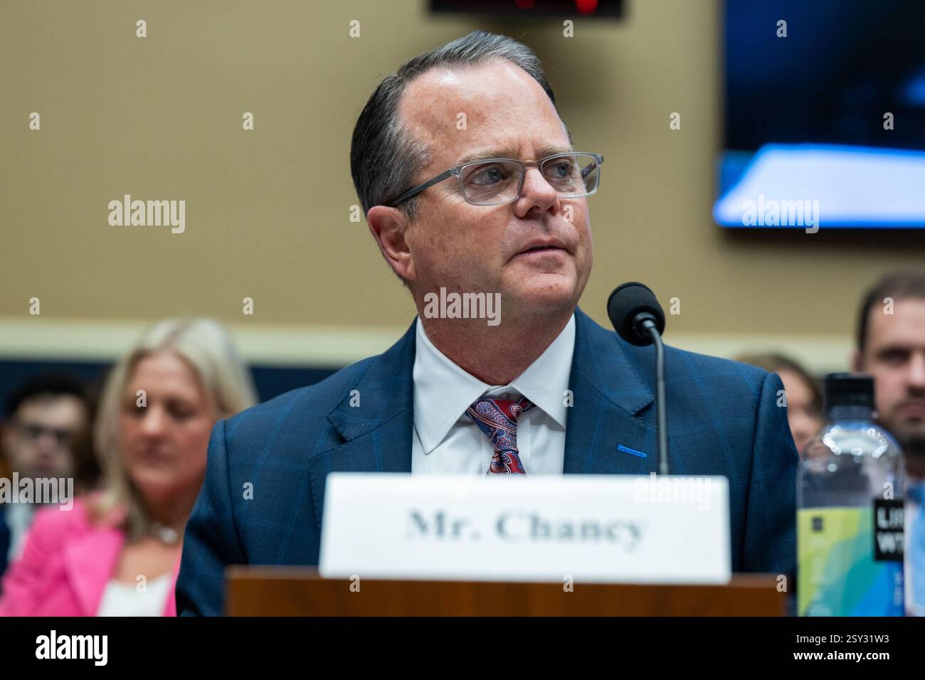 Washington, USA. 26th Feb, 2025. Hugh Chancy, RPh, Pharmacist and Owner ...