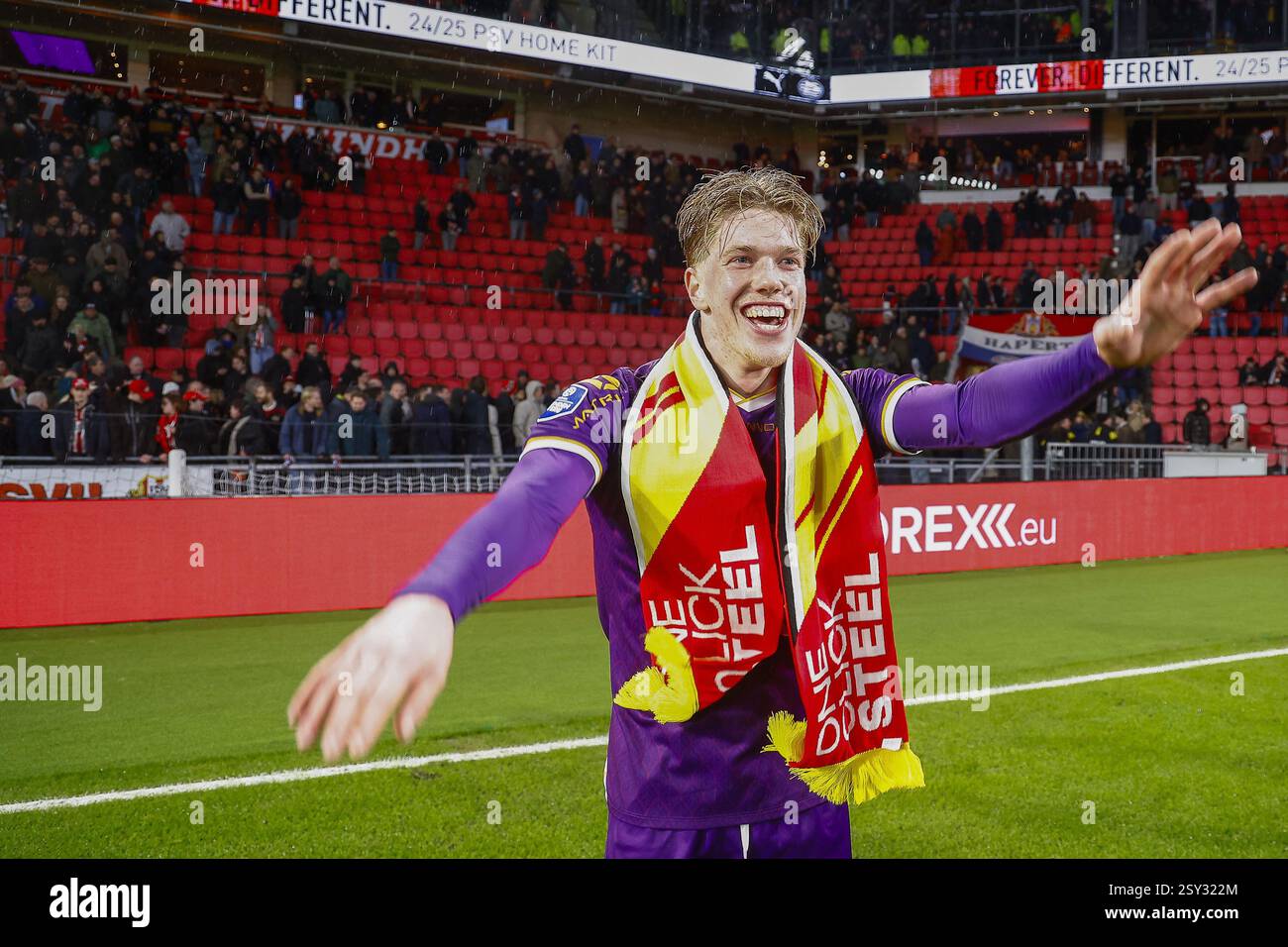 Eindhoven, Netherlands. 26th Feb, 2025. EINDHOVEN, Philips Stadium, 26 ...