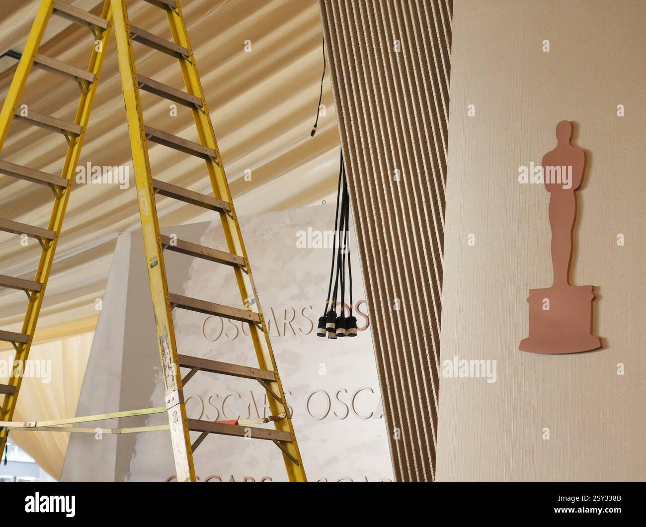 Los Angeles, USA. 26th Feb, 2025. Atmosphere at The 97th Oscars Red ...