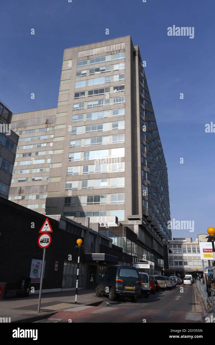 Landmark hospital hi-res stock photography and images - Alamy