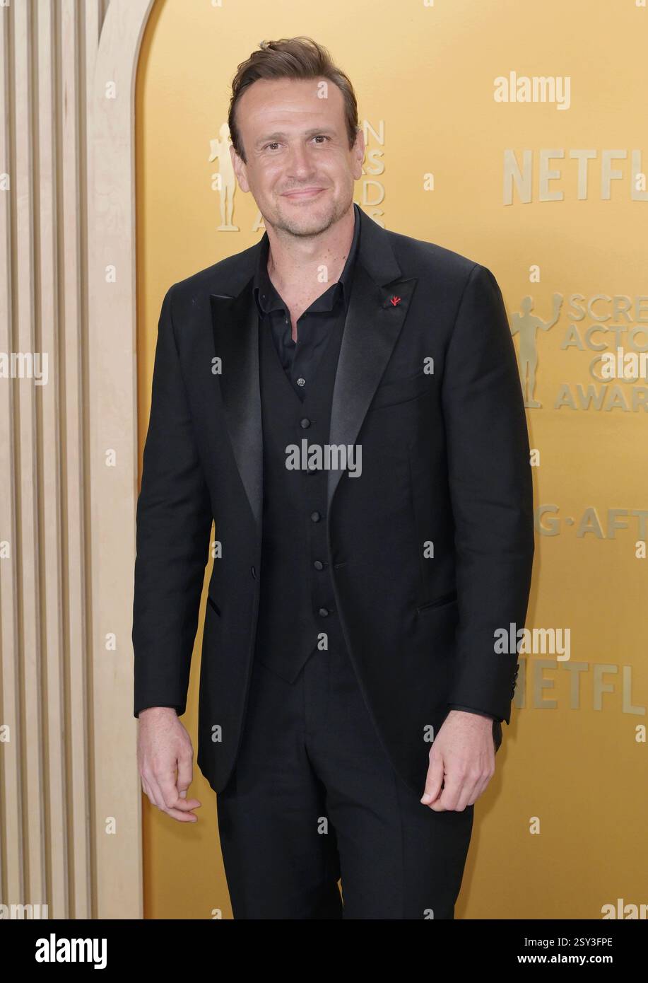 LOS ANGELES, CALIFORNIA - FEBRUARY 23: Jason Segel attends the 31st ...