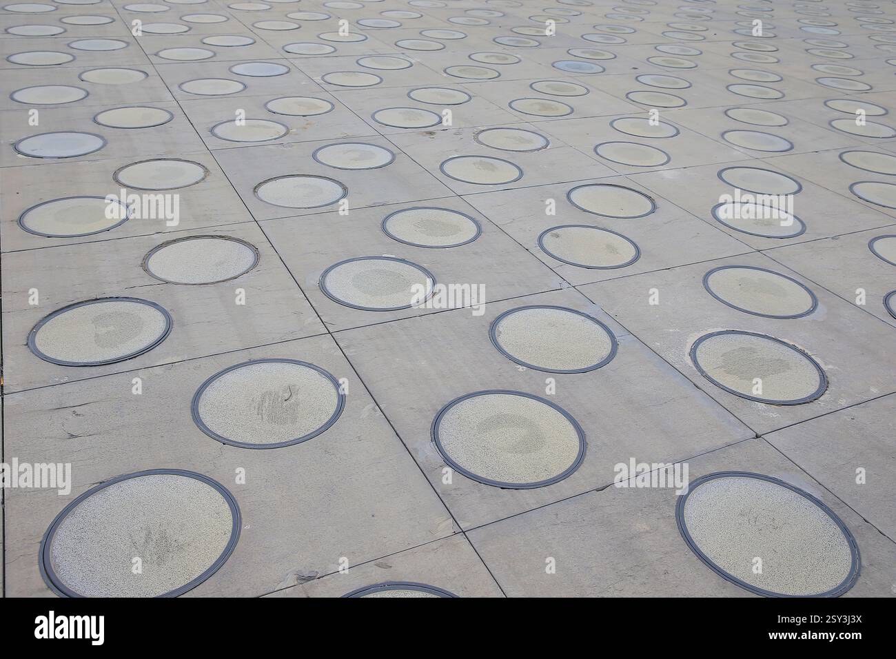 rough wet street pathway in grid pattern for design, top view. cobble ...