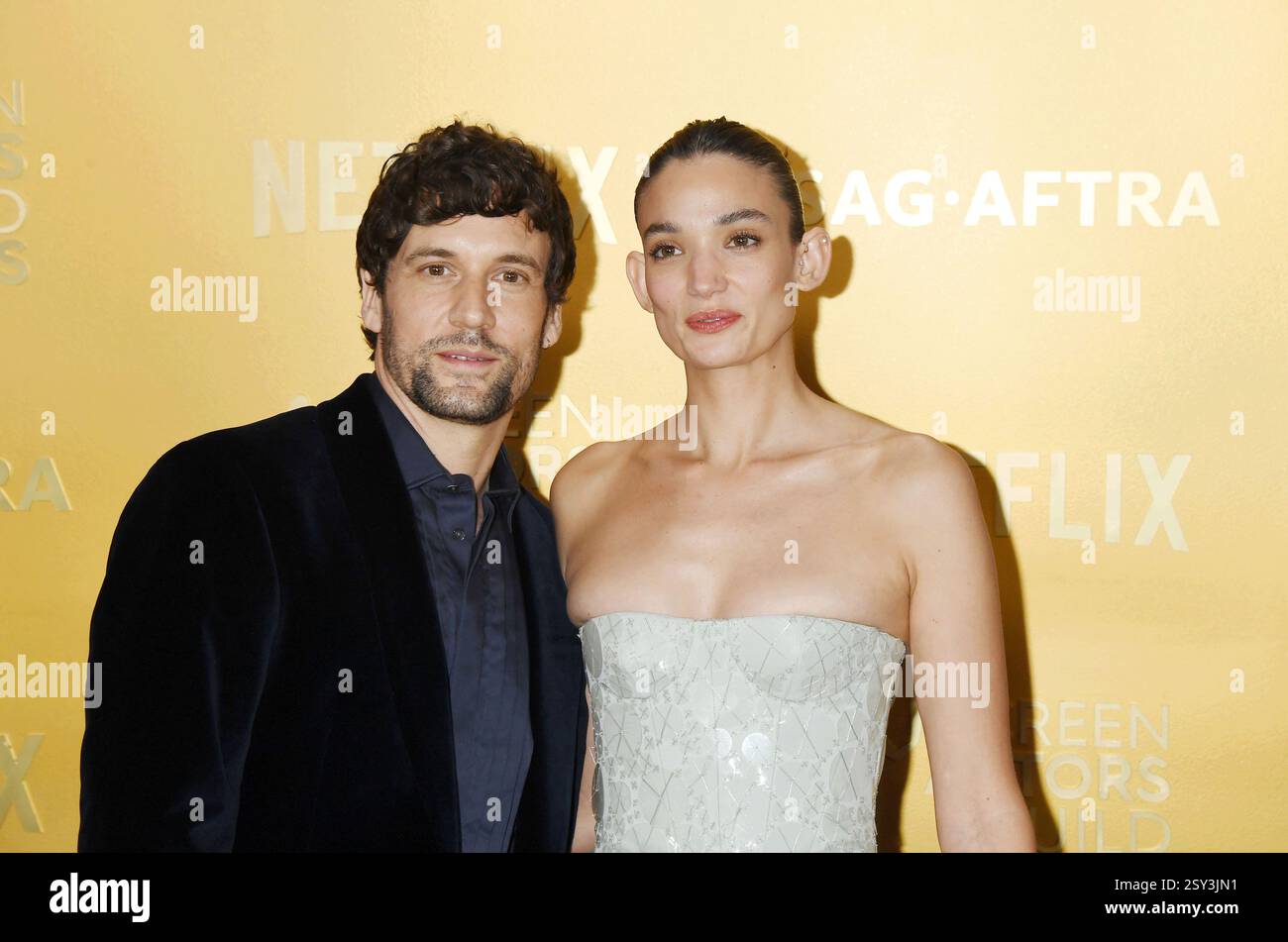 LOS ANGELES, CALIFORNIA - FEBRUARY 23: (L-R) Nick Blood and Emory Ault ...