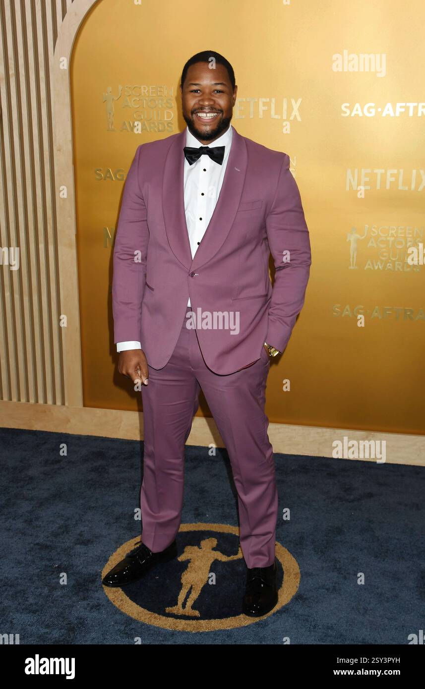 LOS ANGELES, CALIFORNIA - FEBRUARY 23: Luke Tennie attends the 31st ...