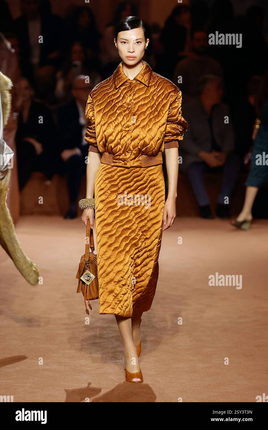 Milan, Italien. 26th Feb, 2025. FENDI Autumn-Winter 2025 runway during ...