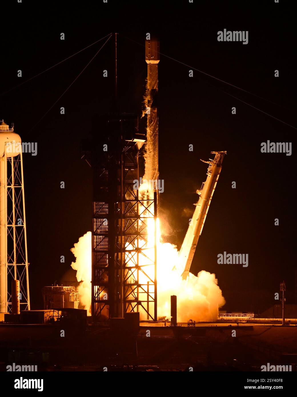 Kennedy Space Center, United States. 26th Feb, 2025. A SpaceX Falcon 9 ...