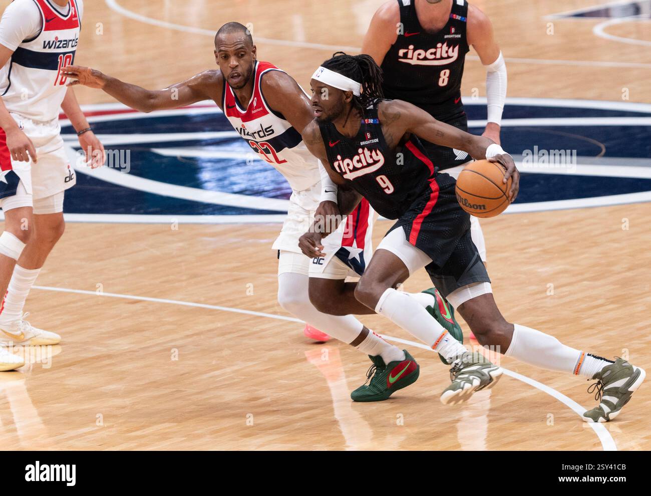 WASHINGTON, DC - FEBRUARY 26: Portland Trail Blazers forward Jerami ...