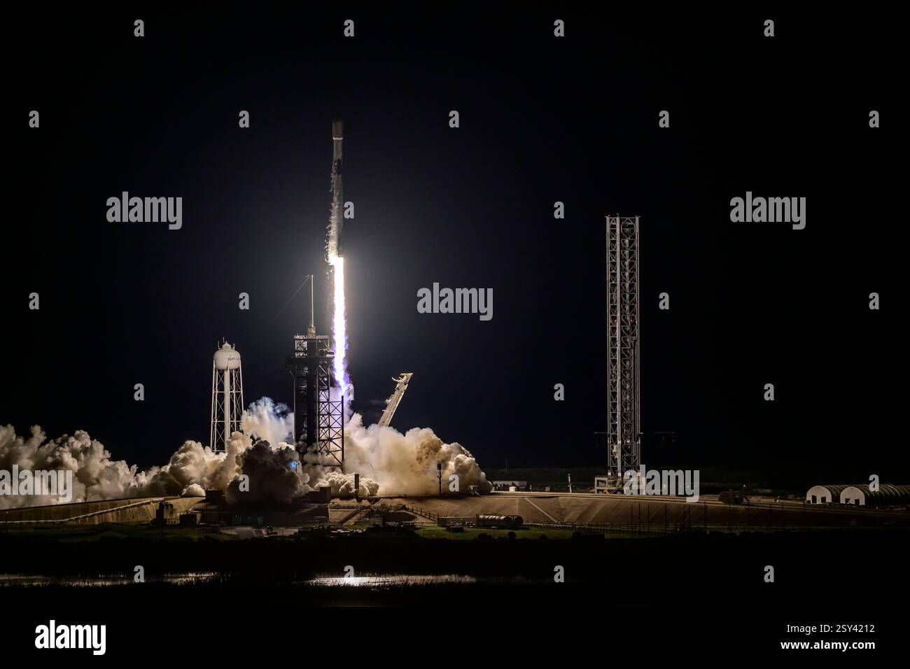 Merritt Island, Florida, USA. 26th Feb, 2025. A SpaceX Falcon 9 rocket ...