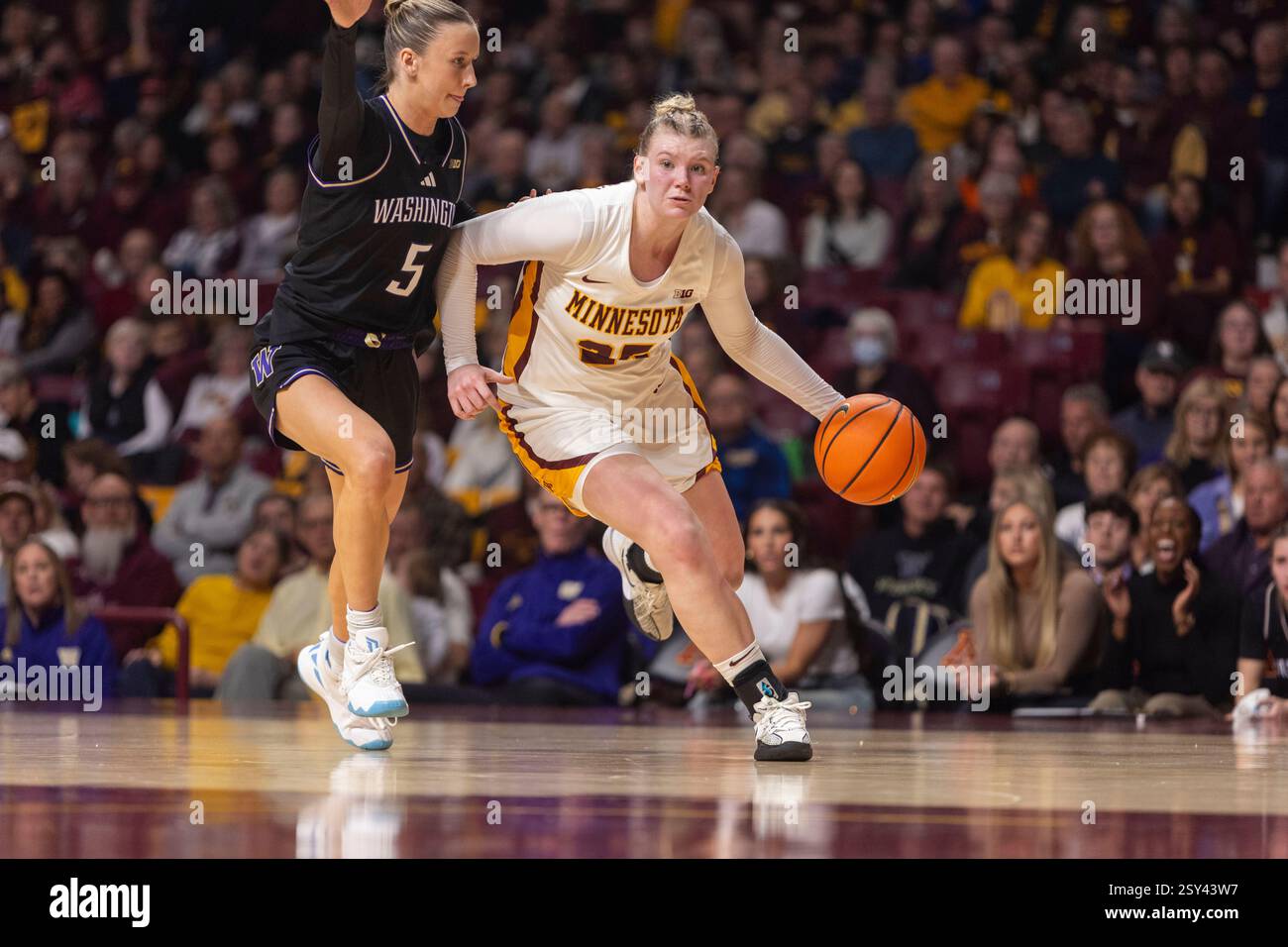 Minneapolis, Minnesota, USA. 26th Feb, 2025. University of Minnesota ...
