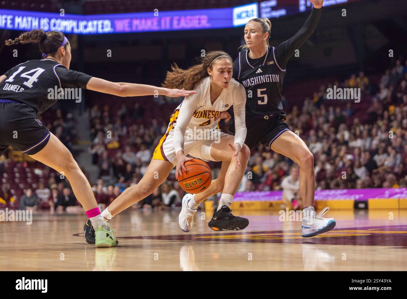 Minneapolis, Minnesota, USA. 26th Feb, 2025. University of Minnesota ...