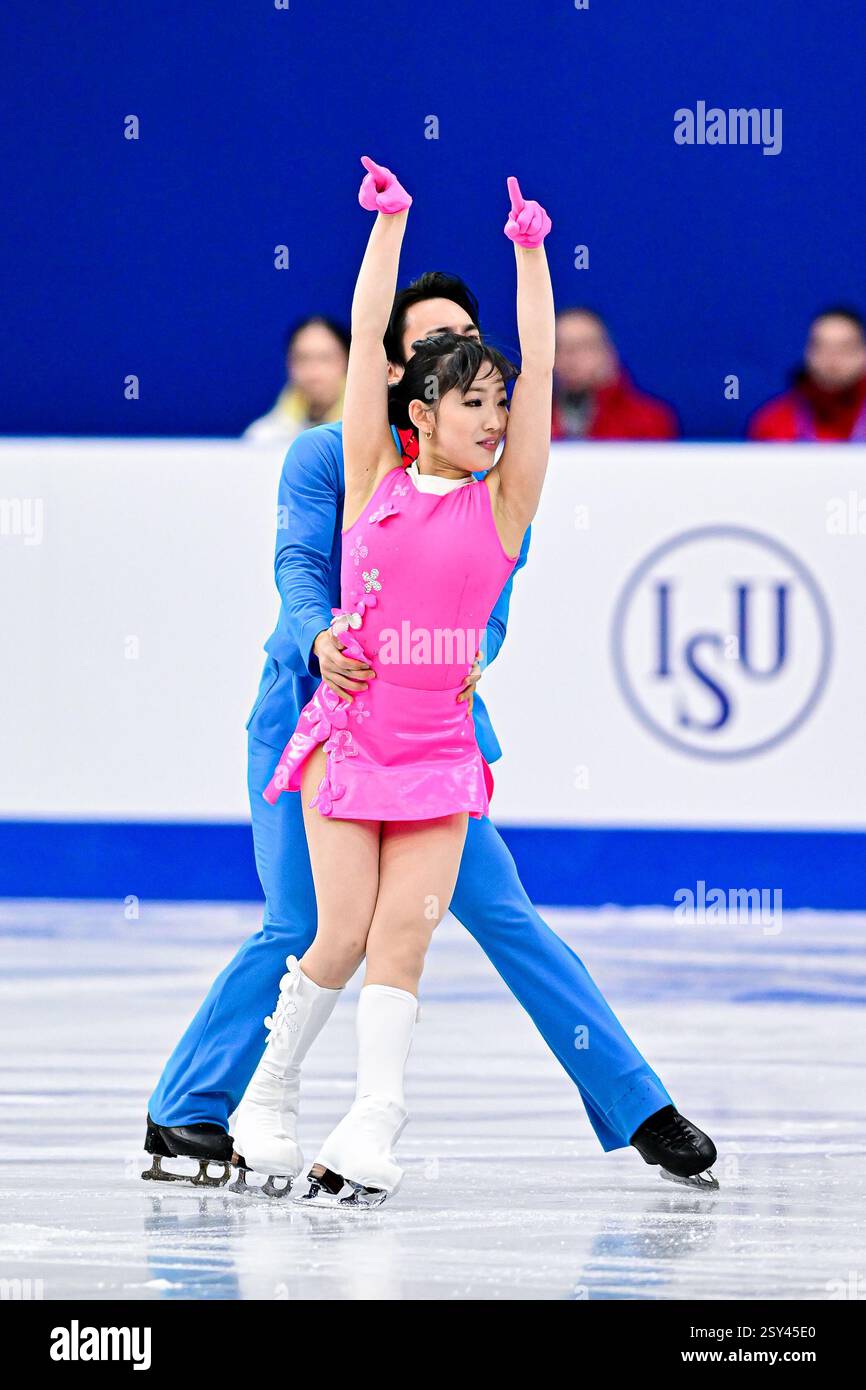 Sara KISHIMOTO & Atsuhiko TAMURA (JPN), during Junior Ice Dance Rhythm ...