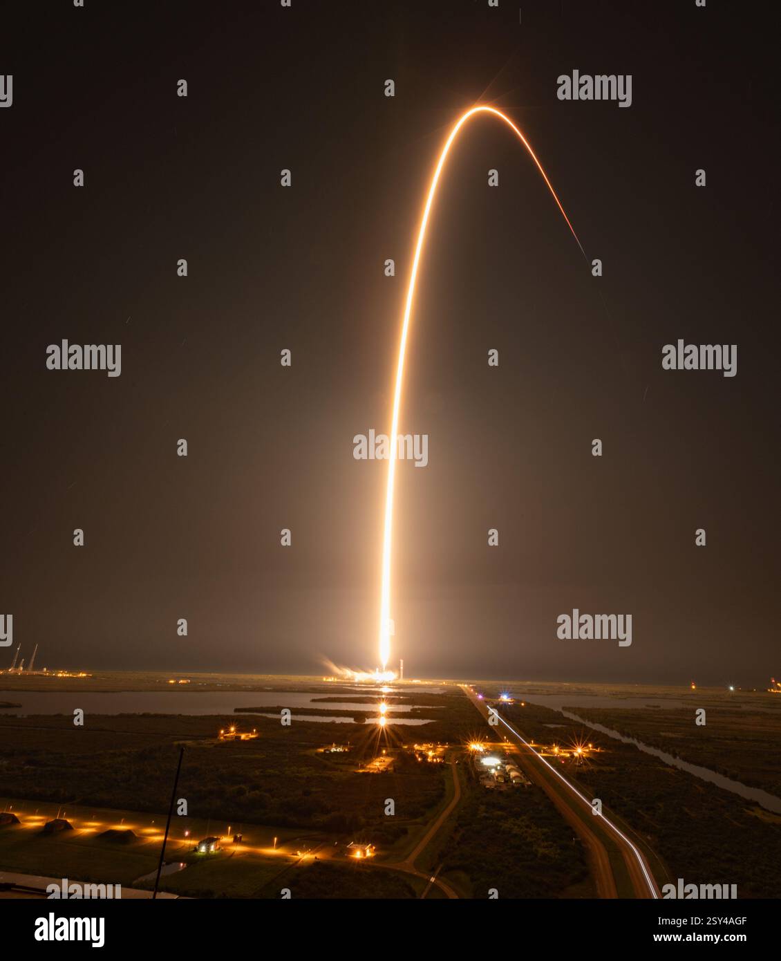 From historic NASA SpaceX LC-39A another moon mission begins for IM-2 ...