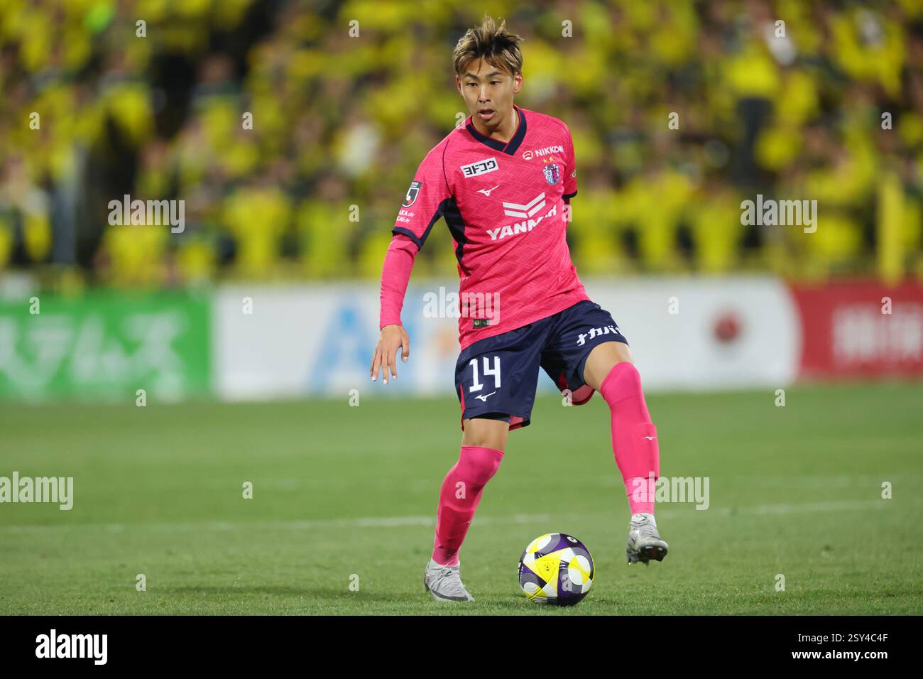 Chiba, Japan. 26th Feb, 2025. Kakeru Funaki (Cerezo) Football/Soccer ...