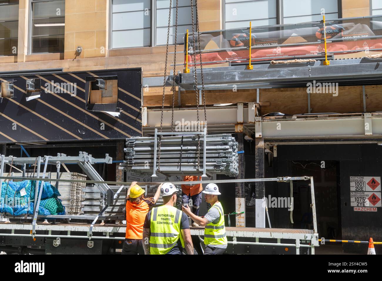 Sydney CBD construction building site, construction workers and ...