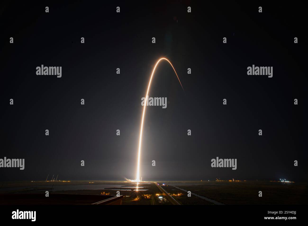 Merritt Island, Florida, USA. 26th Feb, 2025. A SpaceX Falcon 9 rocket ...